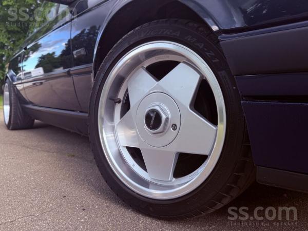 Blue BMW 318 1993 in Bauska, with an engine capacity of 1.80 L and mileage of 0 thousand km for 15000 €, photo 7 on AUTOMOTO.COM.LV