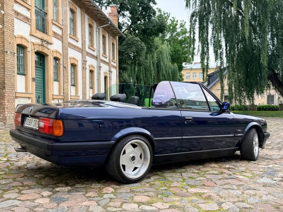 Синий БМВ 318 1993 в Бауска, объемом двигателя 1.80 л и пробегом 0 тыс. км за 14800 €, фото 5 на AUTOMOTO.COM.LV