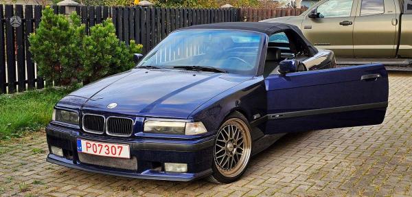 Blue BMW 318 1995 in Vilnius, with an engine capacity of 1.80 L and mileage of 199 thousand km for 6900 €, photo 5 on AUTOMOTO.COM.LV