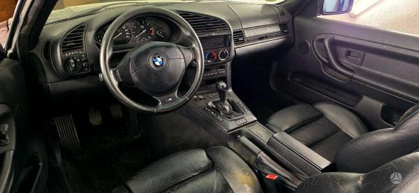 Zils BMW 318 1995 Viļņa, ar dzinēja tilpumu 1.80 L un nobraukumu 199 tūkst. km par 6900 €, foto 11 vietnē AUTOMOTO.COM.LV