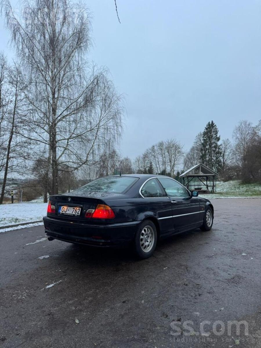 Zils BMW 318 2000 Rīga, ar dzinēja tilpumu 1.80 L un nobraukumu 292 tūkst. km par 3200 €, foto 2 vietnē AUTOMOTO.COM.LV