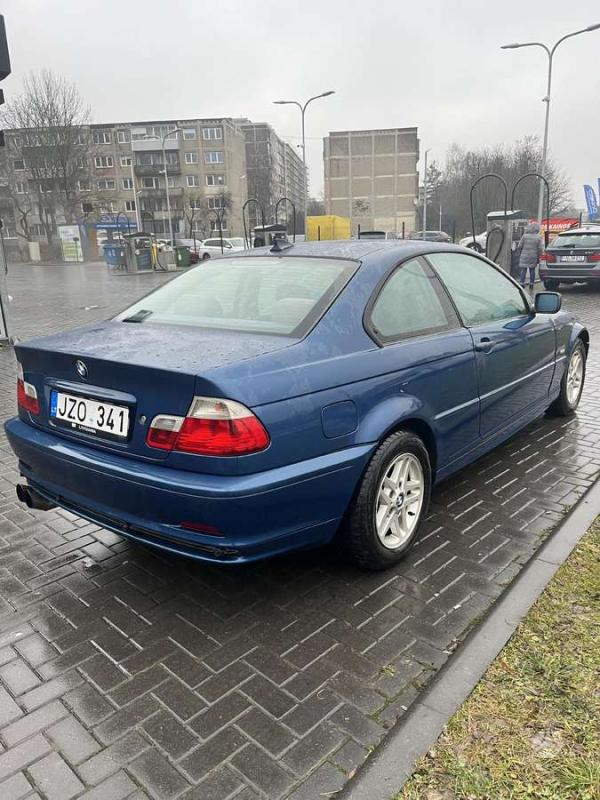 Blue BMW 318 2001 in Kaunas, with an engine capacity of 1.90 L and mileage of 337 thousand km for 2500 €, photo 3 on AUTOMOTO.COM.LV