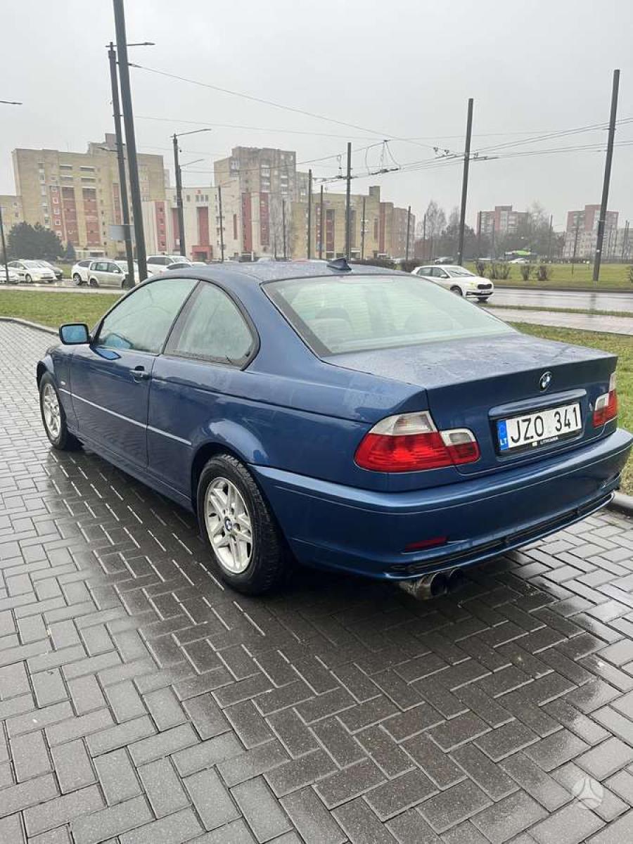 Blue BMW 318 2001 in Kaunas, with an engine capacity of 1.90 L and mileage of 337 thousand km for 2500 €, photo 4 on AUTOMOTO.COM.LV
