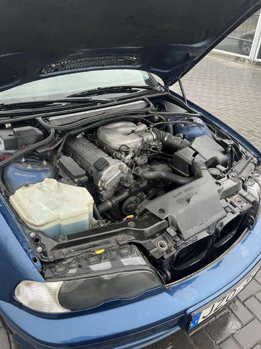 Blue BMW 318 2001 in Kaunas, with an engine capacity of 1.90 L and mileage of 337 thousand km for 2500 €, photo 8 on AUTOMOTO.COM.LV