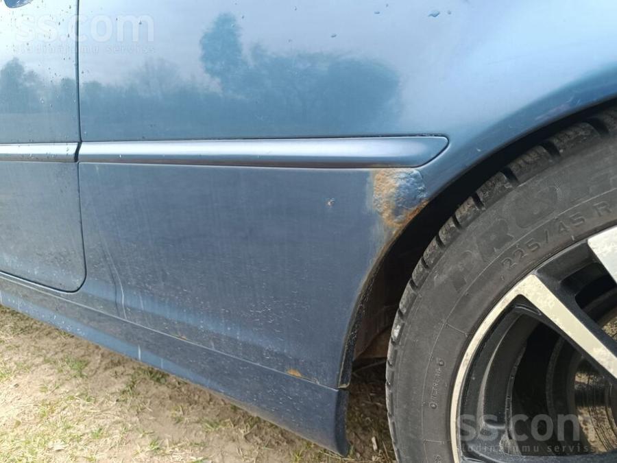 Синий БМВ 318 2001 в Елгава, объемом двигателя 1.90 л и пробегом 341 тыс. км за 1800 €, фото 8 на AUTOMOTO.COM.LV