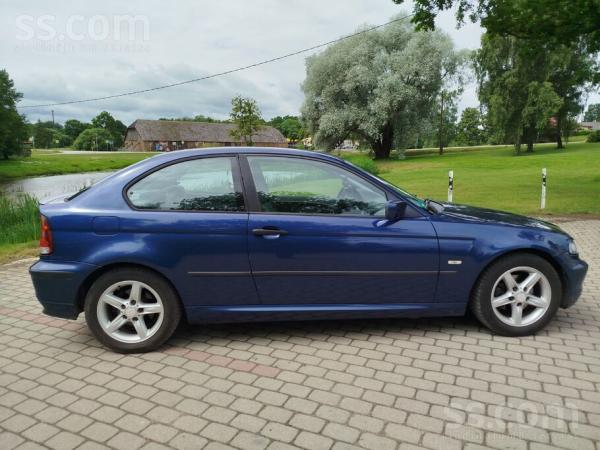 Blue BMW 318 2003 in Tukums, with an engine capacity of 2.00 L and mileage of 265 thousand km for 2350 €, photo 3 on AUTOMOTO.COM.LV