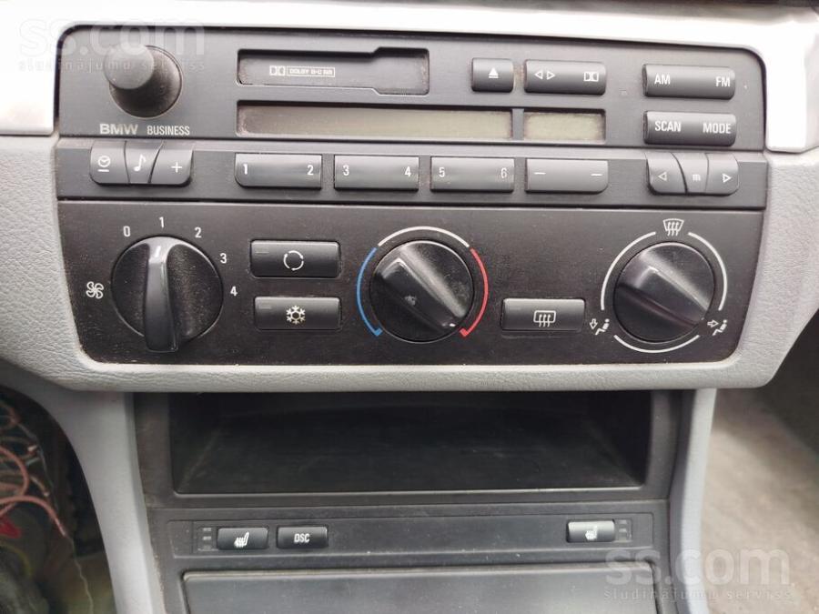 Blue BMW 318 2003 in Tukums, with an engine capacity of 2.00 L and mileage of 265 thousand km for 2350 €, photo 9 on AUTOMOTO.COM.LV