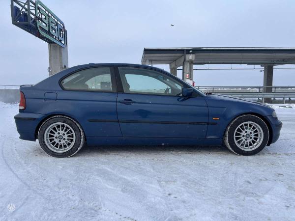 Blue BMW 318 2003 in Vilnius, with an engine capacity of 2.00 L and mileage of 224 thousand km for 2200 €, photo 4 on AUTOMOTO.COM.LV