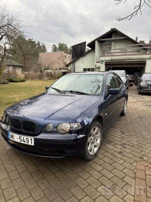 Blue BMW 318 2003 in Riga, with an engine capacity of 2.00 L and mileage of 341 thousand km for 1400 €, photo 3 on AUTOMOTO.COM.LV