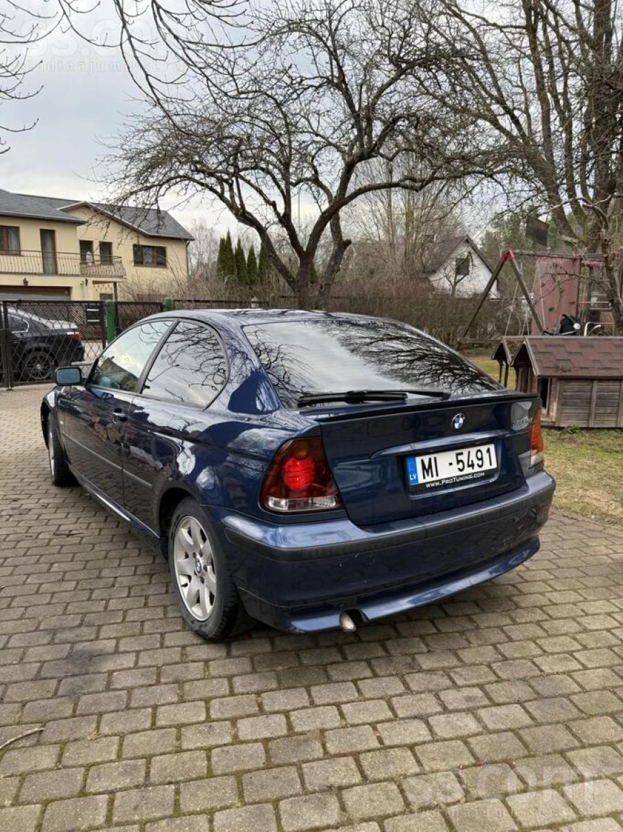 Blue BMW 318 2003 in Riga, with an engine capacity of 2.00 L and mileage of 341 thousand km for 1400 €, photo 5 on AUTOMOTO.COM.LV
