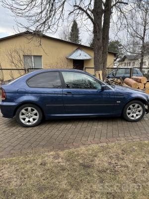 Blue BMW 318 2003 in Riga, with an engine capacity of 2.00 L and mileage of 341 thousand km for 1400 €, photo 7 on AUTOMOTO.COM.LV