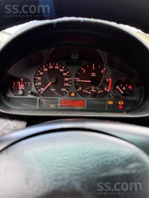 Blue BMW 318 2003 in Riga, with an engine capacity of 2.00 L and mileage of 341 thousand km for 1400 €, photo 13 on AUTOMOTO.COM.LV