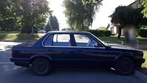 Zils BMW 318 1989 Viļņa, ar dzinēja tilpumu 1.78 L un nobraukumu 274 tūkst. km par 3968 €, foto 4 vietnē AUTOMOTO.COM.LV