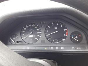 Zils BMW 318 1989 Viļņa, ar dzinēja tilpumu 1.78 L un nobraukumu 274 tūkst. km par 3968 €, foto 6 vietnē AUTOMOTO.COM.LV