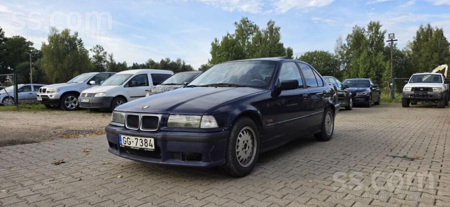 Zils BMW 318 1995 Valmiera, ar dzinēja tilpumu 1.80 L un nobraukumu 298 tūkst. km par 1500 €, foto 12 vietnē AUTOMOTO.COM.LV