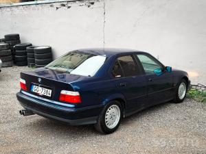 Zils BMW 318 1995 Rīga, ar dzinēja tilpumu 1.80 L un nobraukumu 297 tūkst. km par 2890 €, foto 6 vietnē AUTOMOTO.COM.LV