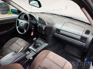 Zils BMW 318 1995 Rīga, ar dzinēja tilpumu 1.80 L un nobraukumu 297 tūkst. km par 2890 €, foto 8 vietnē AUTOMOTO.COM.LV