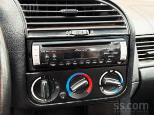 Zils BMW 318 1995 Rīga, ar dzinēja tilpumu 1.80 L un nobraukumu 297 tūkst. km par 2890 €, foto 10 vietnē AUTOMOTO.COM.LV