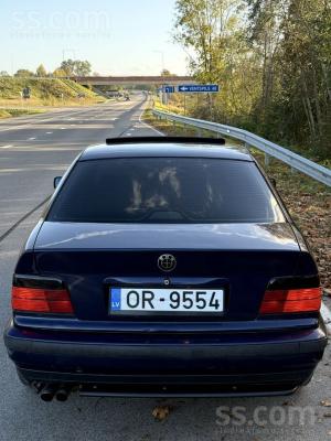 Zils BMW 318 1997 Kuldīga, ar dzinēja tilpumu 1.70 L un nobraukumu 325 tūkst. km par 3100 €, foto 6 vietnē AUTOMOTO.COM.LV