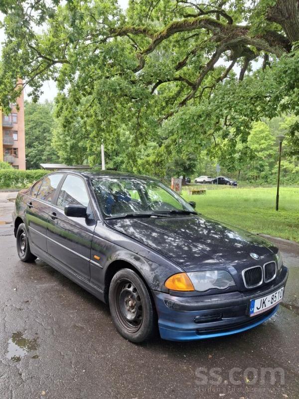Синий БМВ 318 1998 в Рига, объемом двигателя 1.90 л и пробегом 145 тыс. км за 1300 €, фото 2 на AUTOMOTO.COM.LV