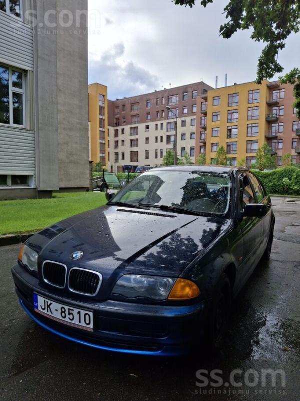 Zils BMW 318 1998 Rīga, ar dzinēja tilpumu 1.90 L un nobraukumu 145 tūkst. km par 1300 €, foto 1 vietnē AUTOMOTO.COM.LV