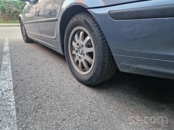 Blue BMW 318 2000 in Riga, with an engine capacity of 1.90 L and mileage of 336 thousand km for 1900 €, photo 5 on AUTOMOTO.COM.LV
