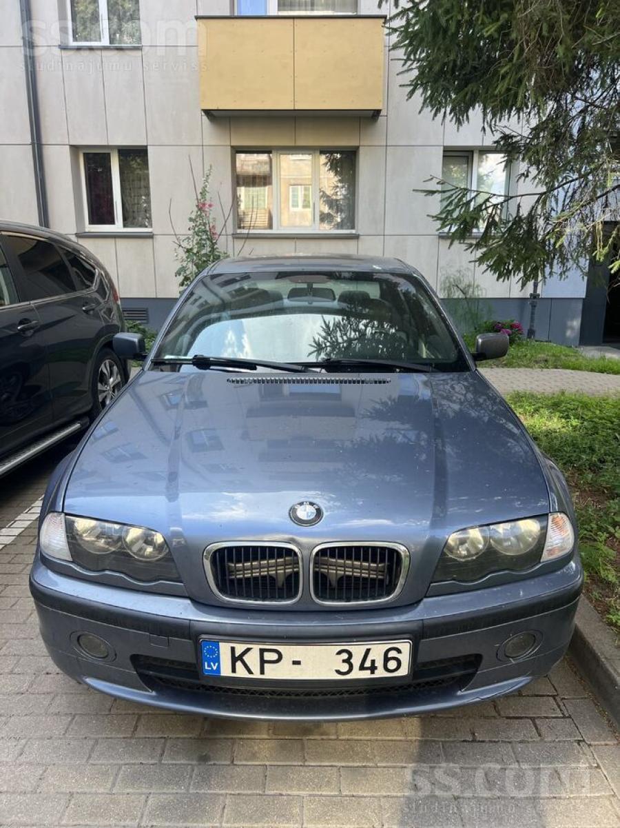 Zils BMW 318 2000 Rīga, ar dzinēja tilpumu 1.90 L un nobraukumu 350 tūkst. km par 1350 €, foto 1 vietnē AUTOMOTO.COM.LV