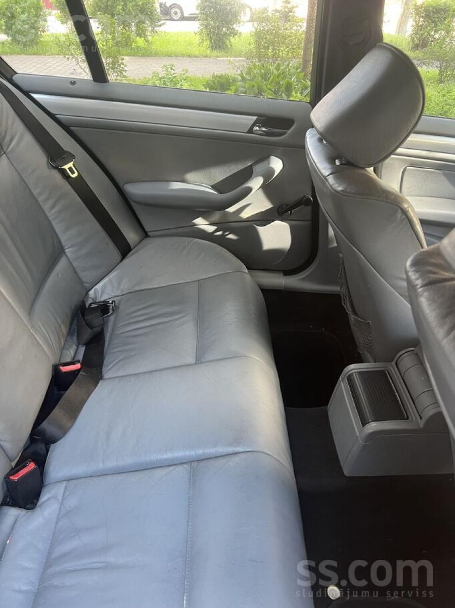 Zils BMW 318 2000 Rīga, ar dzinēja tilpumu 1.90 L un nobraukumu 350 tūkst. km par 1350 €, foto 7 vietnē AUTOMOTO.COM.LV