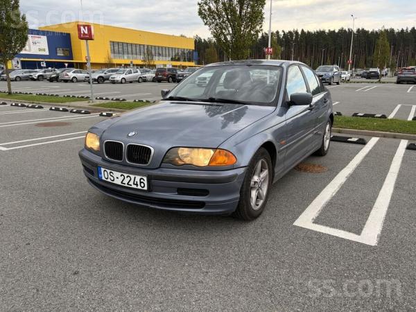 Синий БМВ 318 2001 в Рига, объемом двигателя 1.90 л и пробегом 296 тыс. км за 2150 €, фото 1 на AUTOMOTO.COM.LV