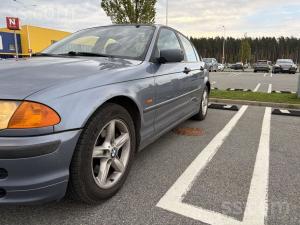 Blue BMW 318 2001 in Riga, with an engine capacity of 1.90 L and mileage of 296 thousand km for 2150 €, photo 3 on AUTOMOTO.COM.LV