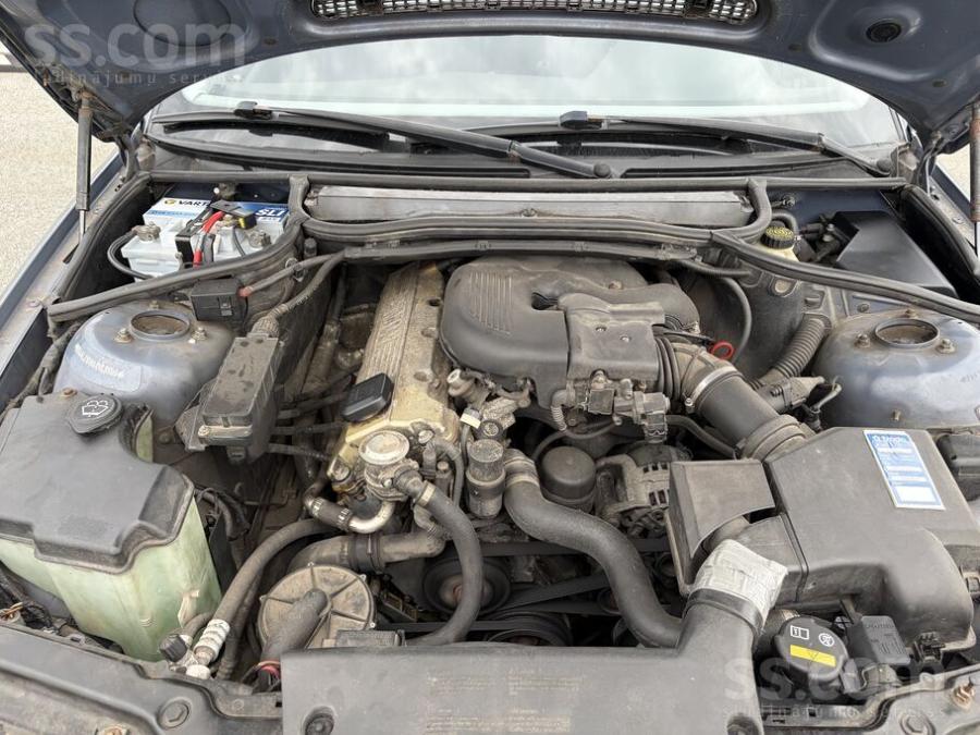 Blue BMW 318 2001 in Riga, with an engine capacity of 1.90 L and mileage of 296 thousand km for 2150 €, photo 14 on AUTOMOTO.COM.LV