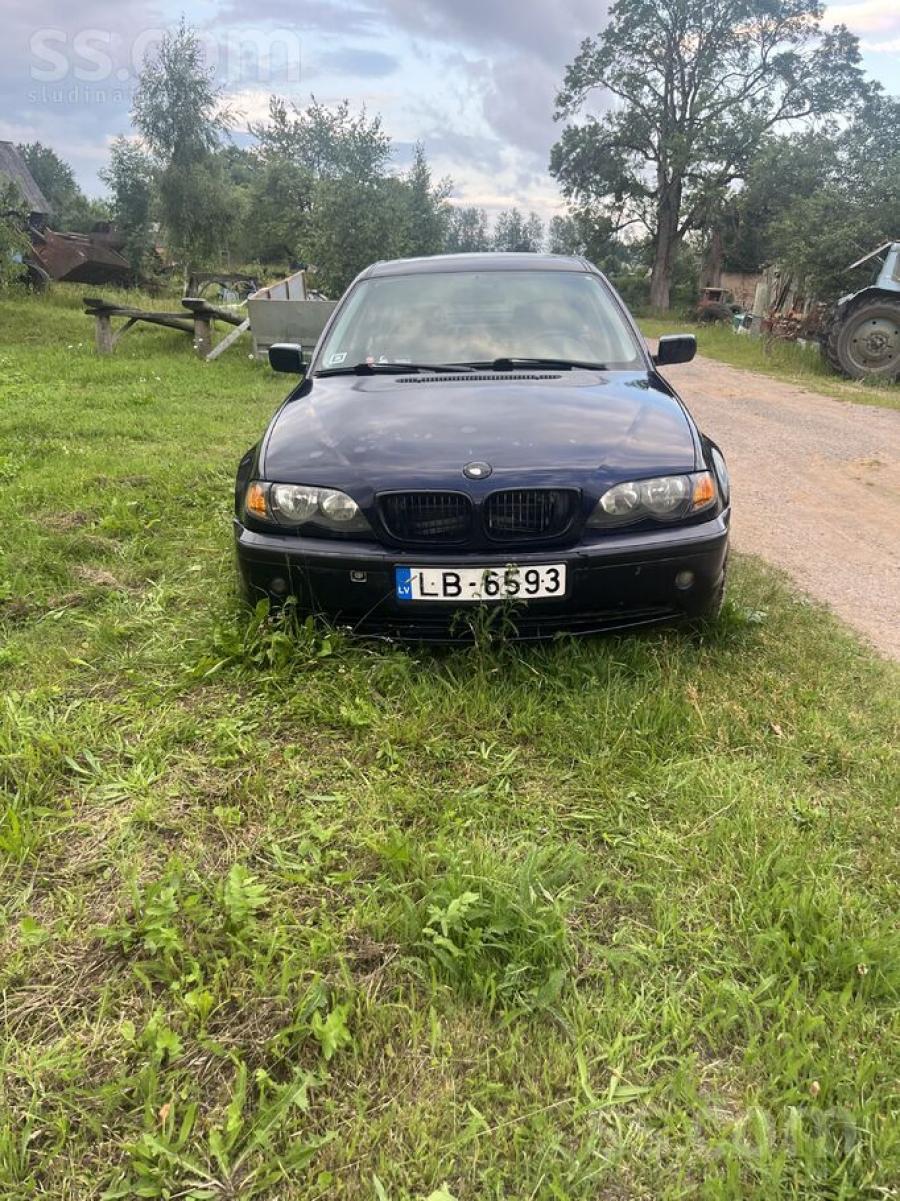 Zils BMW 318 2002 Kuldīga, ar dzinēja tilpumu 2.00 L un nobraukumu 211 tūkst. km par 600 €, foto 1 vietnē AUTOMOTO.COM.LV