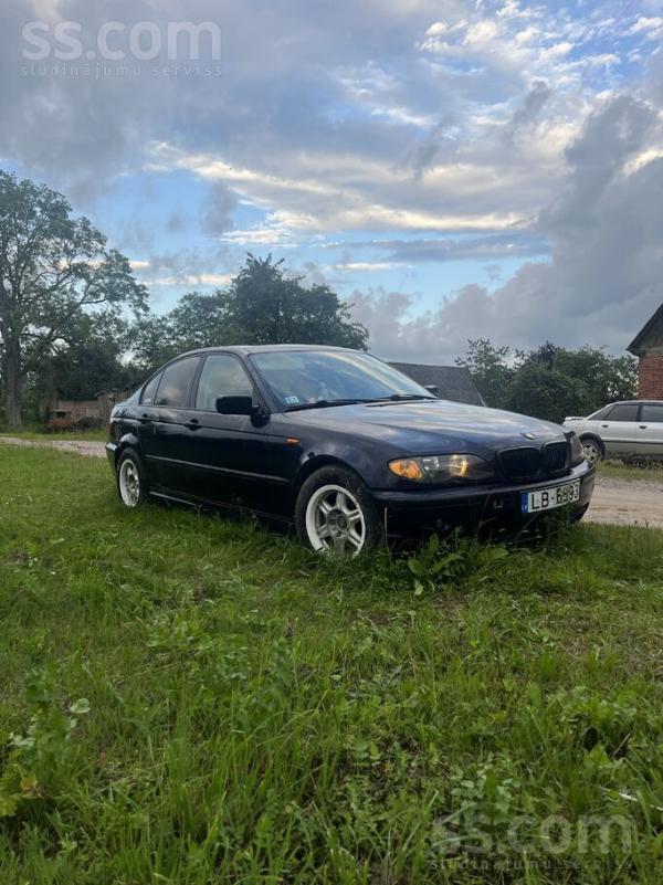 Zils BMW 318 2002 Kuldīga, ar dzinēja tilpumu 2.00 L un nobraukumu 211 tūkst. km par 600 €, foto 5 vietnē AUTOMOTO.COM.LV