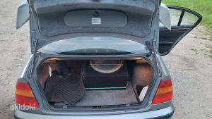 Zils BMW 318 2003 Paide, ar dzinēja tilpumu 2.00 L un nobraukumu 237 tūkst. km par 1500 €, foto 5 vietnē AUTOMOTO.COM.LV