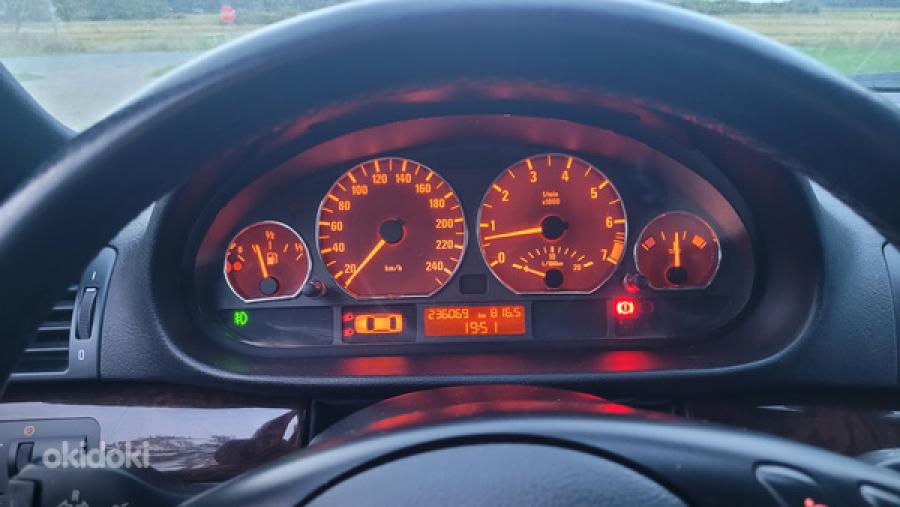 Zils BMW 318 2003 Paide, ar dzinēja tilpumu 2.00 L un nobraukumu 237 tūkst. km par 1500 €, foto 9 vietnē AUTOMOTO.COM.LV