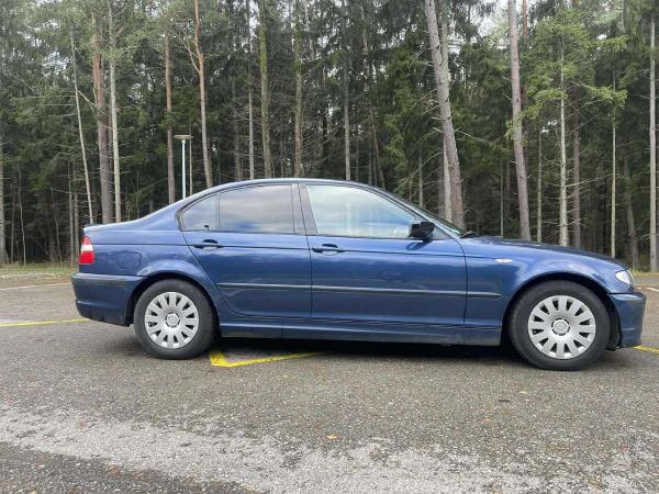 Blue BMW 318 2004 in Klaipeda, with an engine capacity of 2.00 L and mileage of 236 thousand km for 1550 €, photo 3 on AUTOMOTO.COM.LV