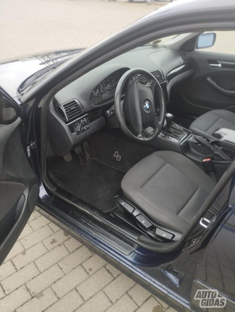 Blue BMW 318 2004 in Marijampole, with an engine capacity of 1.80 L and mileage of 145 thousand km for 1899 €, photo 11 on AUTOMOTO.COM.LV