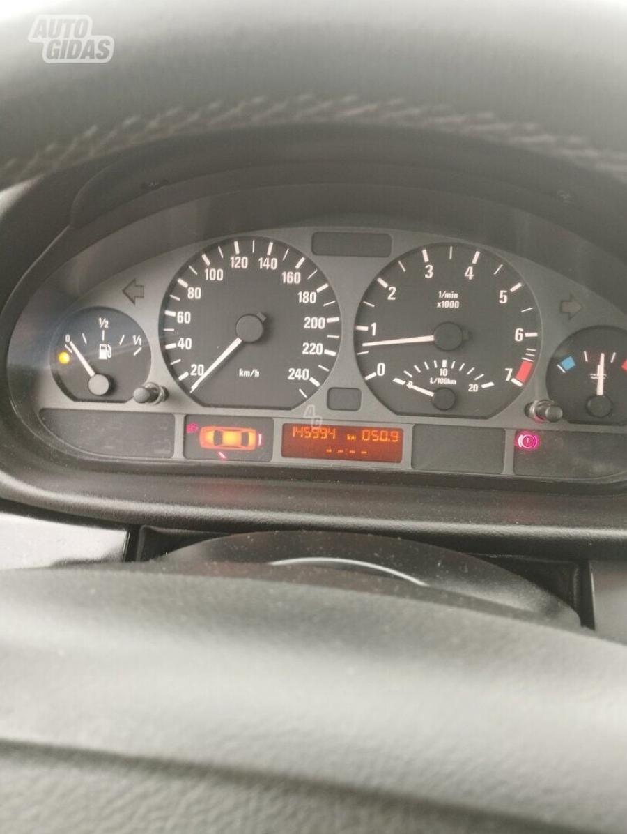 Blue BMW 318 2004 in Marijampole, with an engine capacity of 1.80 L and mileage of 145 thousand km for 1899 €, photo 13 on AUTOMOTO.COM.LV