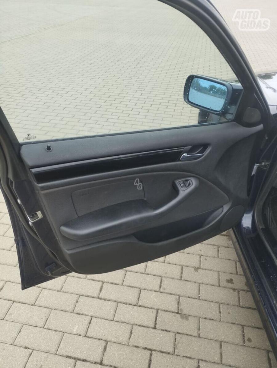 Blue BMW 318 2004 in Marijampole, with an engine capacity of 1.80 L and mileage of 145 thousand km for 1899 €, photo 15 on AUTOMOTO.COM.LV