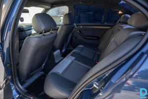 Blue BMW 318 2004 in Liepaja, with an engine capacity of 2.00 L and mileage of 216 thousand km for 3500 €, photo 7 on AUTOMOTO.COM.LV