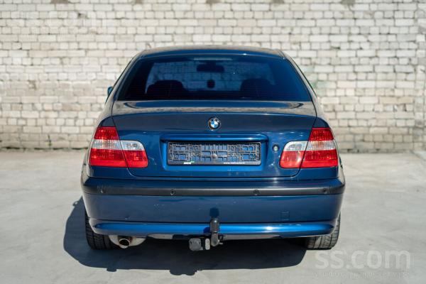 Zils BMW 318 2004 Liepāja, ar dzinēja tilpumu 2.00 L un nobraukumu 216 tūkst. km par 2900 €, foto 3 vietnē AUTOMOTO.COM.LV