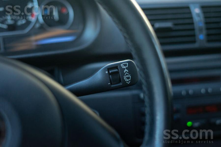 Zils BMW 318 2004 Liepāja, ar dzinēja tilpumu 2.00 L un nobraukumu 216 tūkst. km par 2900 €, foto 22 vietnē AUTOMOTO.COM.LV