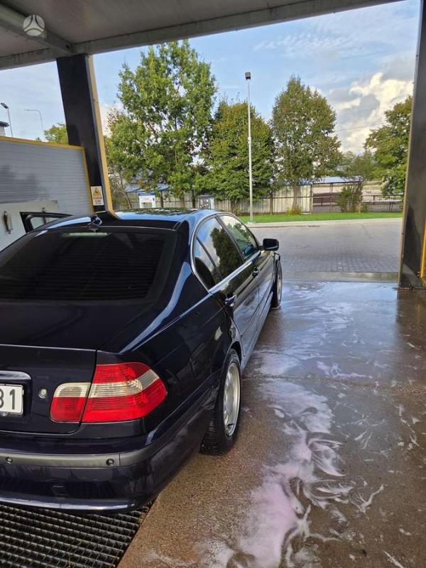 Zils BMW 318 2004 Telšiai, ar dzinēja tilpumu 2.00 L un nobraukumu 281 tūkst. km par 1200 €, foto 5 vietnē AUTOMOTO.COM.LV