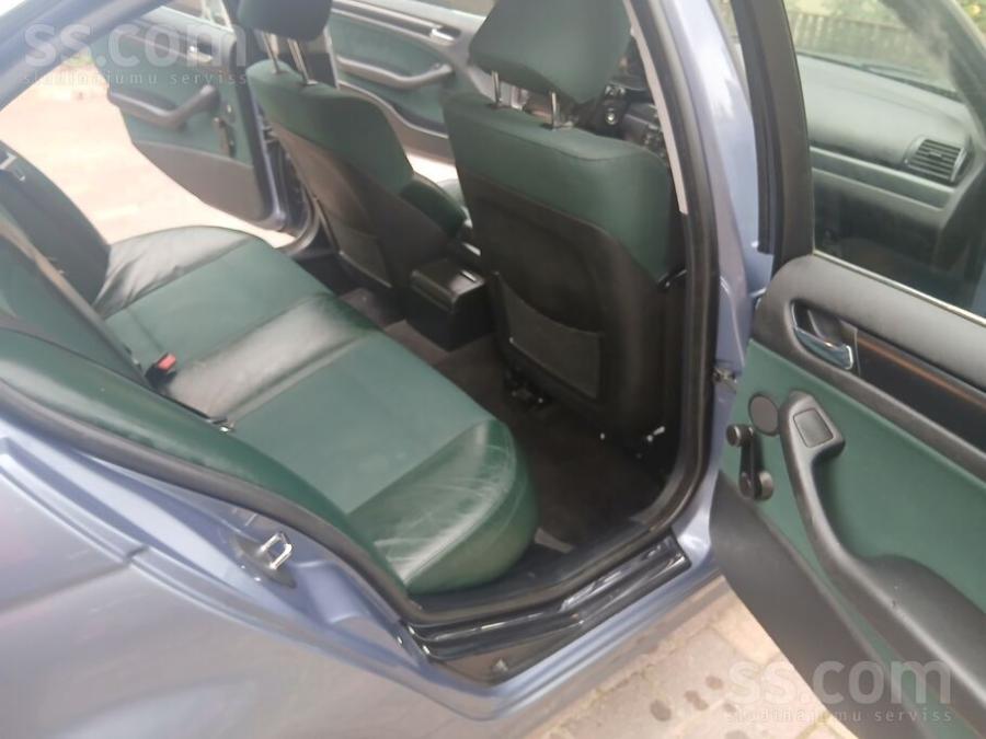 Zils BMW 318 2005 Ogre, ar dzinēja tilpumu 2.00 L un nobraukumu 345 tūkst. km par 3300 €, foto 9 vietnē AUTOMOTO.COM.LV