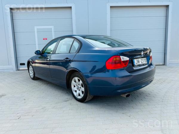 Zils BMW 318 2006 Rīga, ar dzinēja tilpumu 1.80 L un nobraukumu 0 tūkst. km par 4600 €, foto 4 vietnē AUTOMOTO.COM.LV