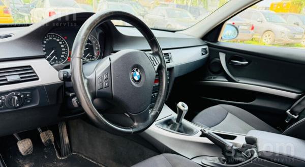 Zils BMW 318 2006 Rīga, ar dzinēja tilpumu 1.80 L un nobraukumu 0 tūkst. km par 4600 €, foto 7 vietnē AUTOMOTO.COM.LV