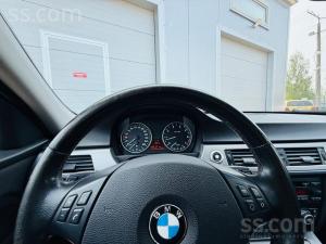 Zils BMW 318 2006 Rīga, ar dzinēja tilpumu 1.80 L un nobraukumu 0 tūkst. km par 4600 €, foto 11 vietnē AUTOMOTO.COM.LV
