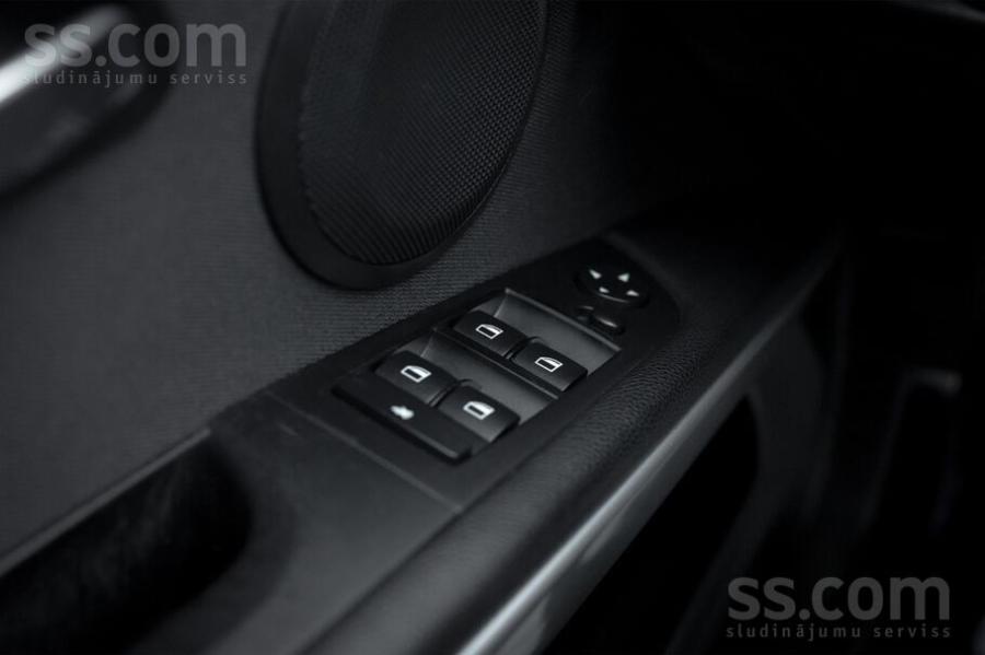 Zils BMW 318 2006 Talsi, ar dzinēja tilpumu 2.00 L un nobraukumu 334 tūkst. km par 4450 €, foto 14 vietnē AUTOMOTO.COM.LV