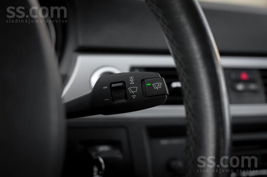Zils BMW 318 2006 Talsi, ar dzinēja tilpumu 2.00 L un nobraukumu 334 tūkst. km par 4450 €, foto 19 vietnē AUTOMOTO.COM.LV