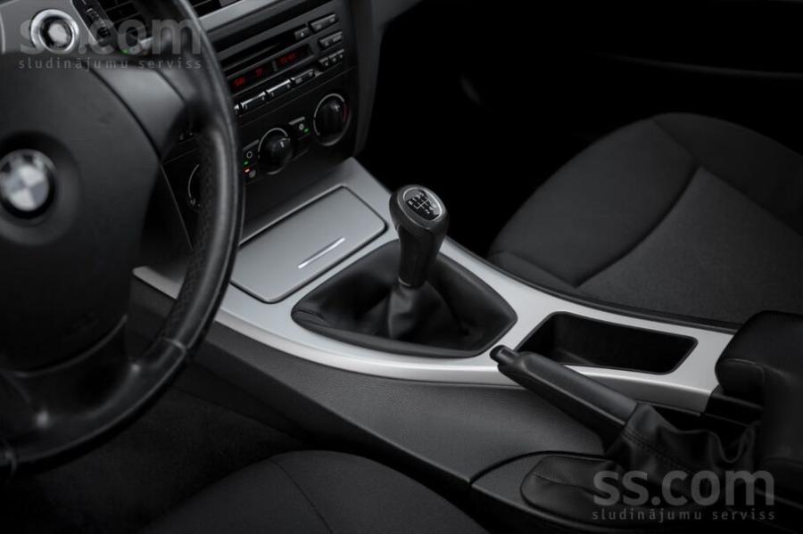 Zils BMW 318 2006 Talsi, ar dzinēja tilpumu 2.00 L un nobraukumu 334 tūkst. km par 4450 €, foto 21 vietnē AUTOMOTO.COM.LV